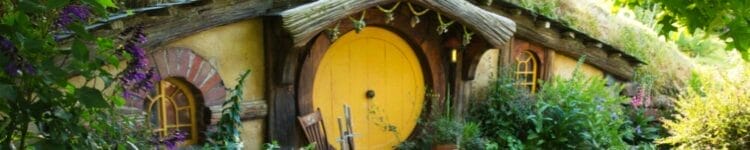 Build a Hobbit House: Simple Steps to Cozy Living
